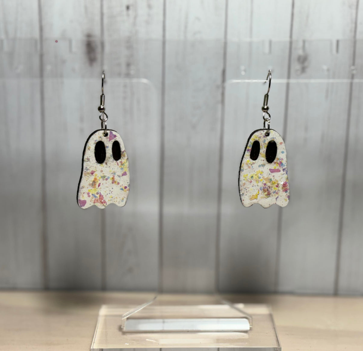 Glitter Ghosts – RKD Designs